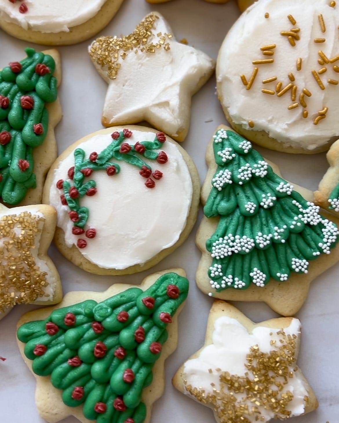 Christmas Sugar Cookies with Buttercream Frosting - That Bread Lady